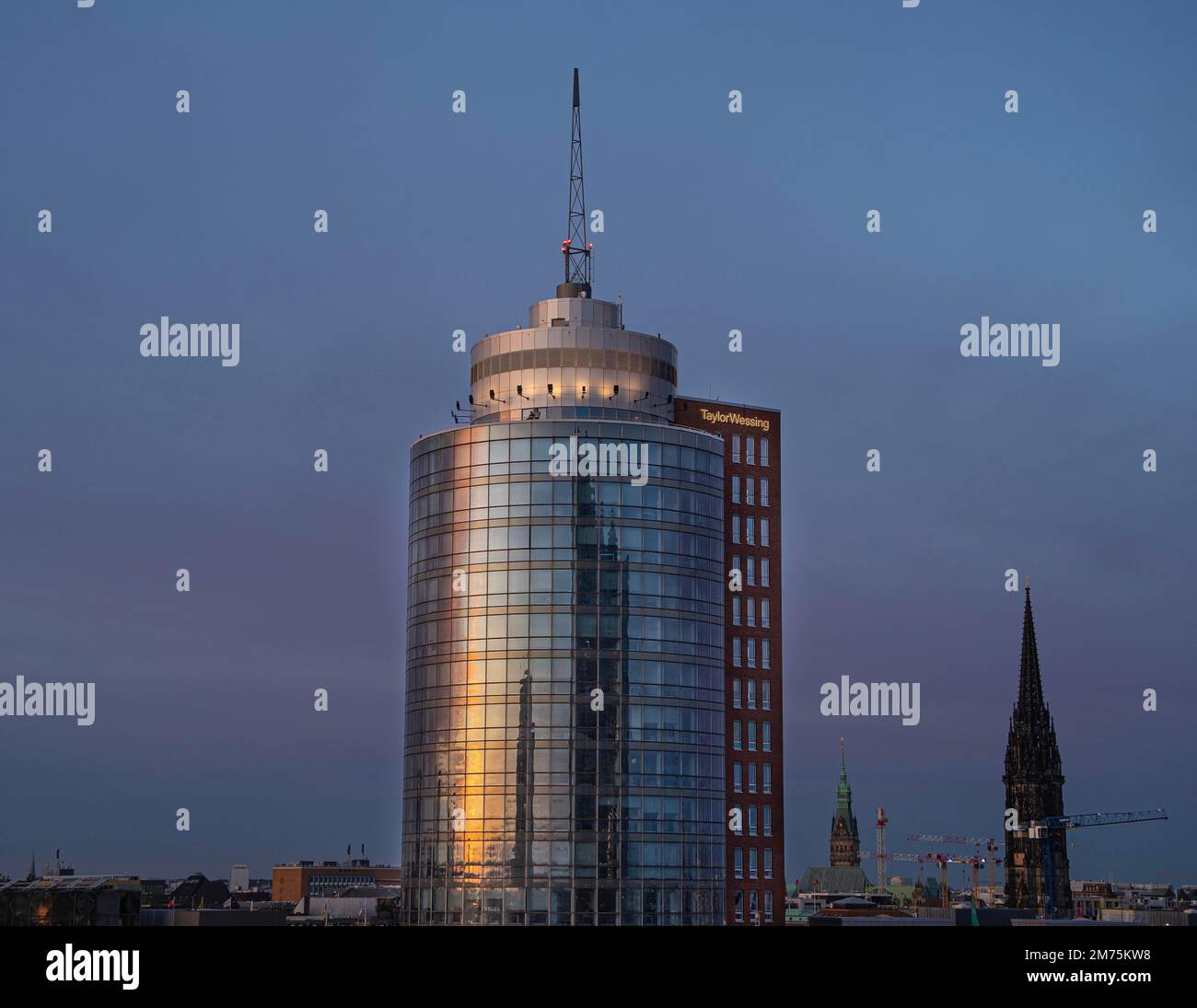 German skyscraper hi-res stock photography and images - Alamy