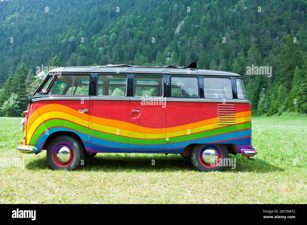 VW T1, BULI, PAINTED, RAINBOW, COMPUTER GENERATED Stock Photo - Alamy