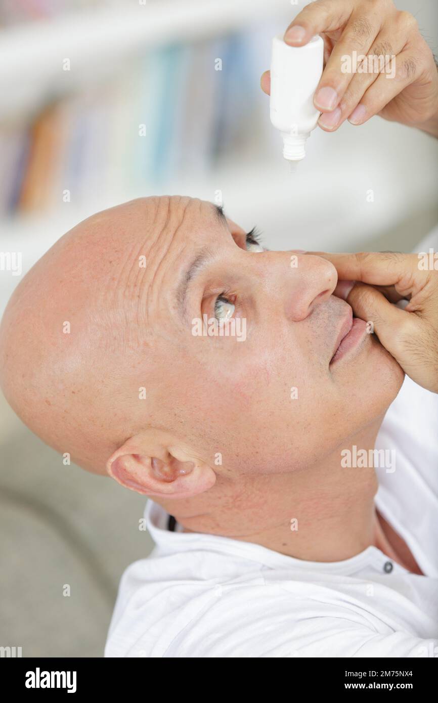 Antibiotic eye drops hi-res stock photography and images - Alamy