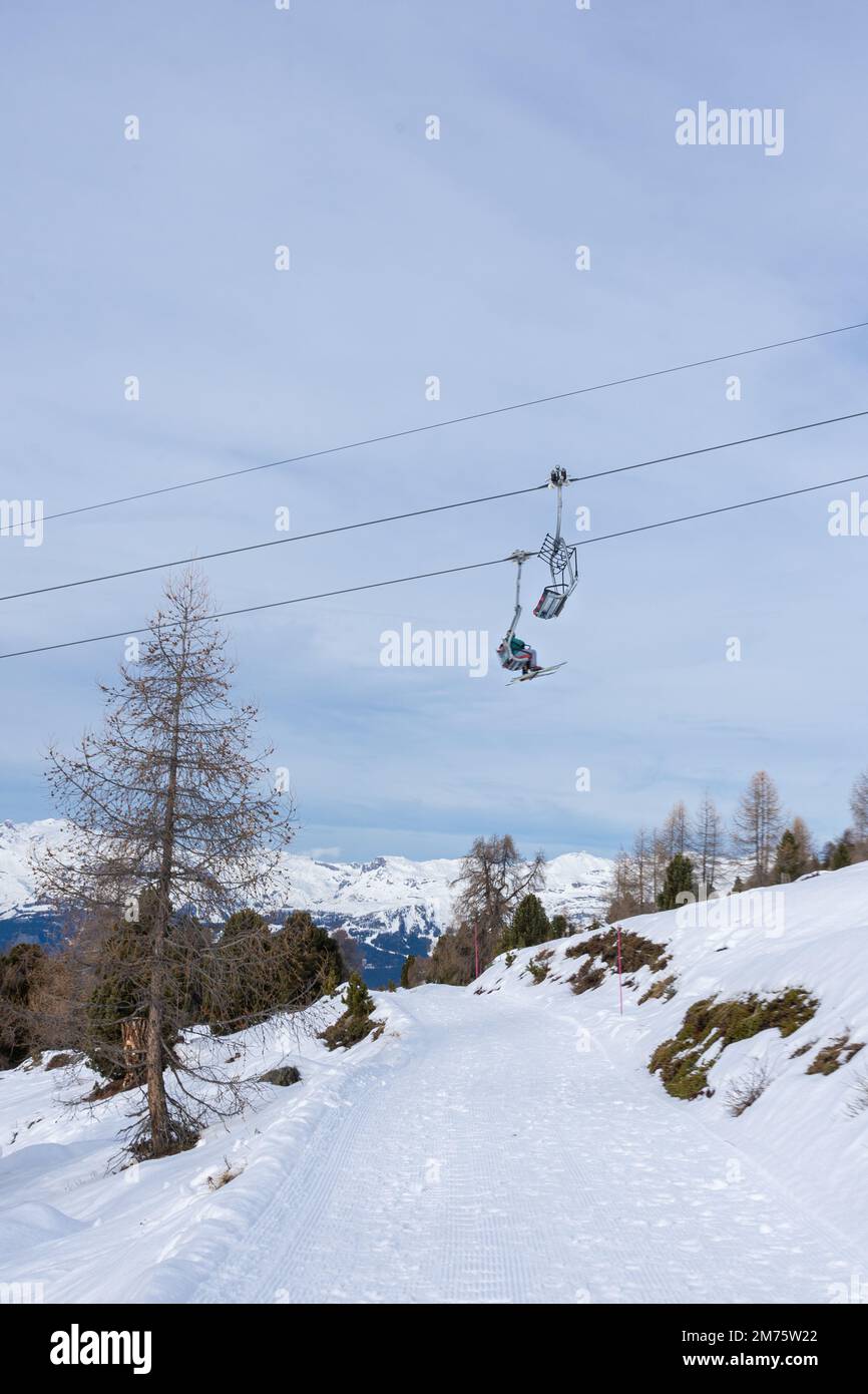 St luc ski resort hi-res stock photography and images - Alamy