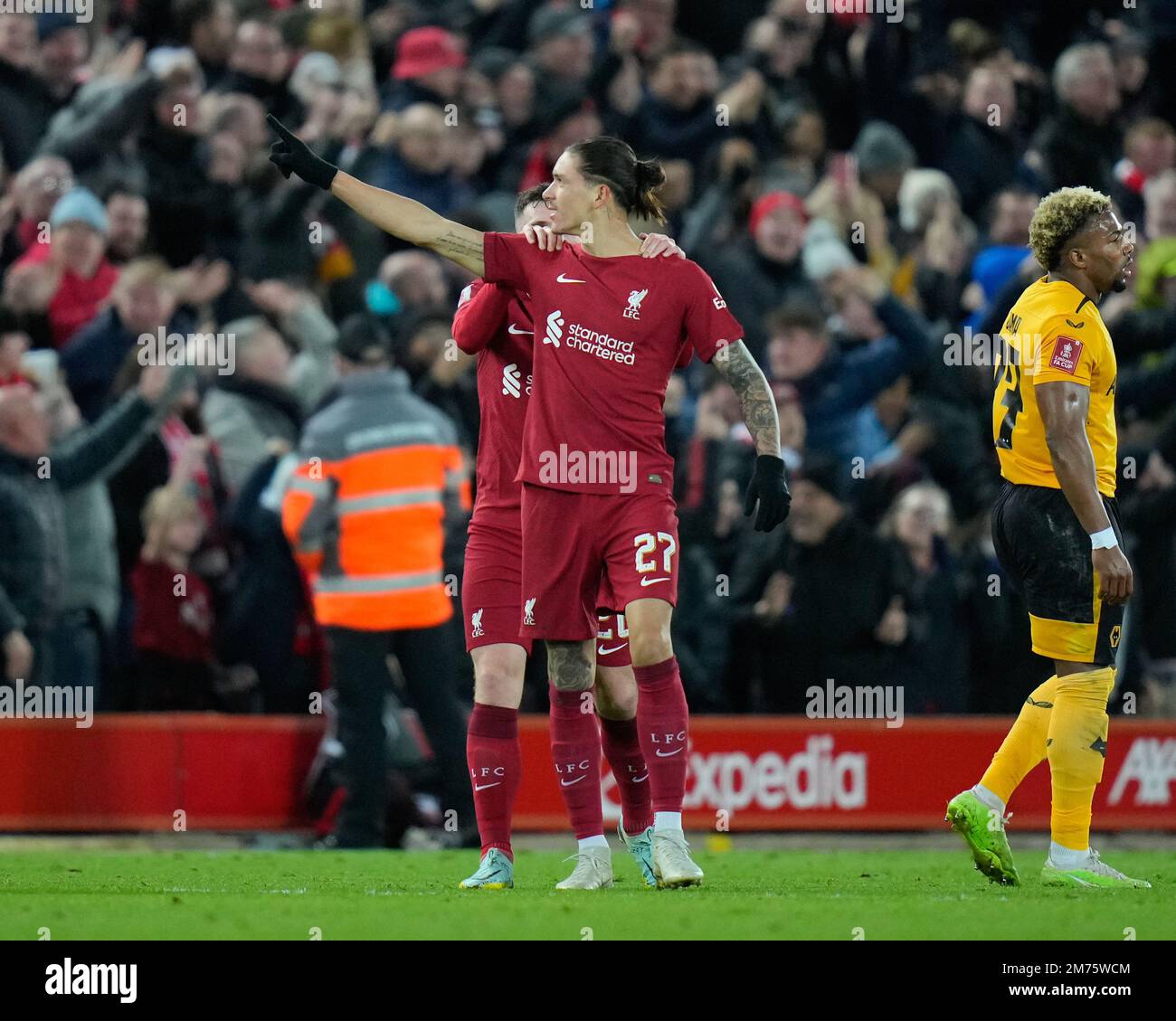 Darwin Núñez #27 of Liverpool celebrates after he scores a goal to make ...