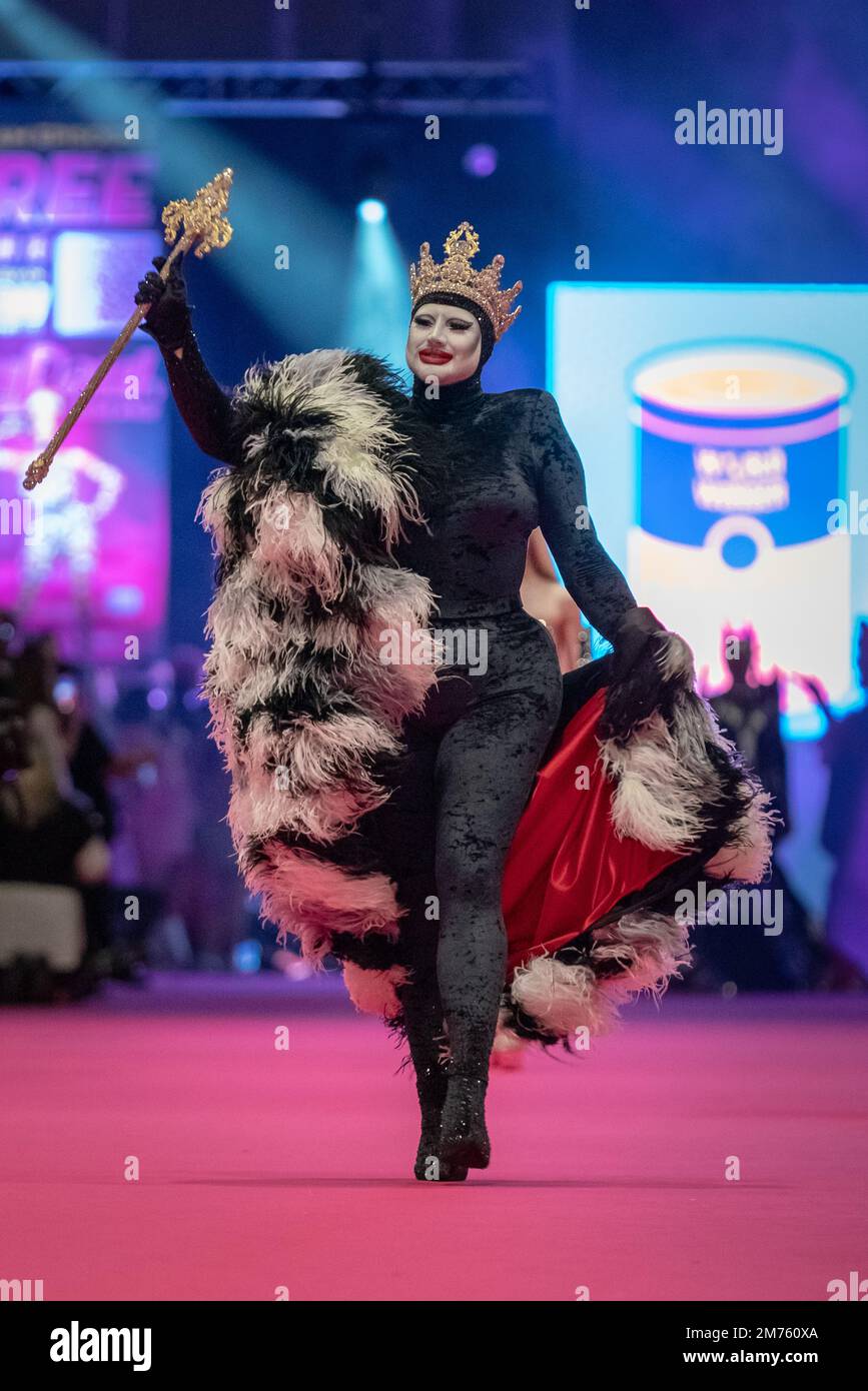 Dragcon uk 2023 hi-res stock photography and images - Alamy