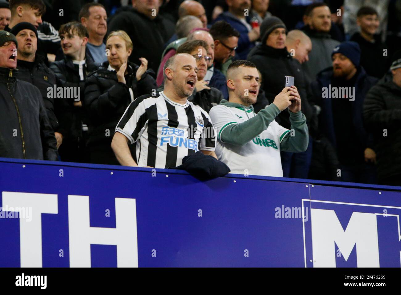 Sheffield wednesday vs newcastle united hi-res stock photography and ...