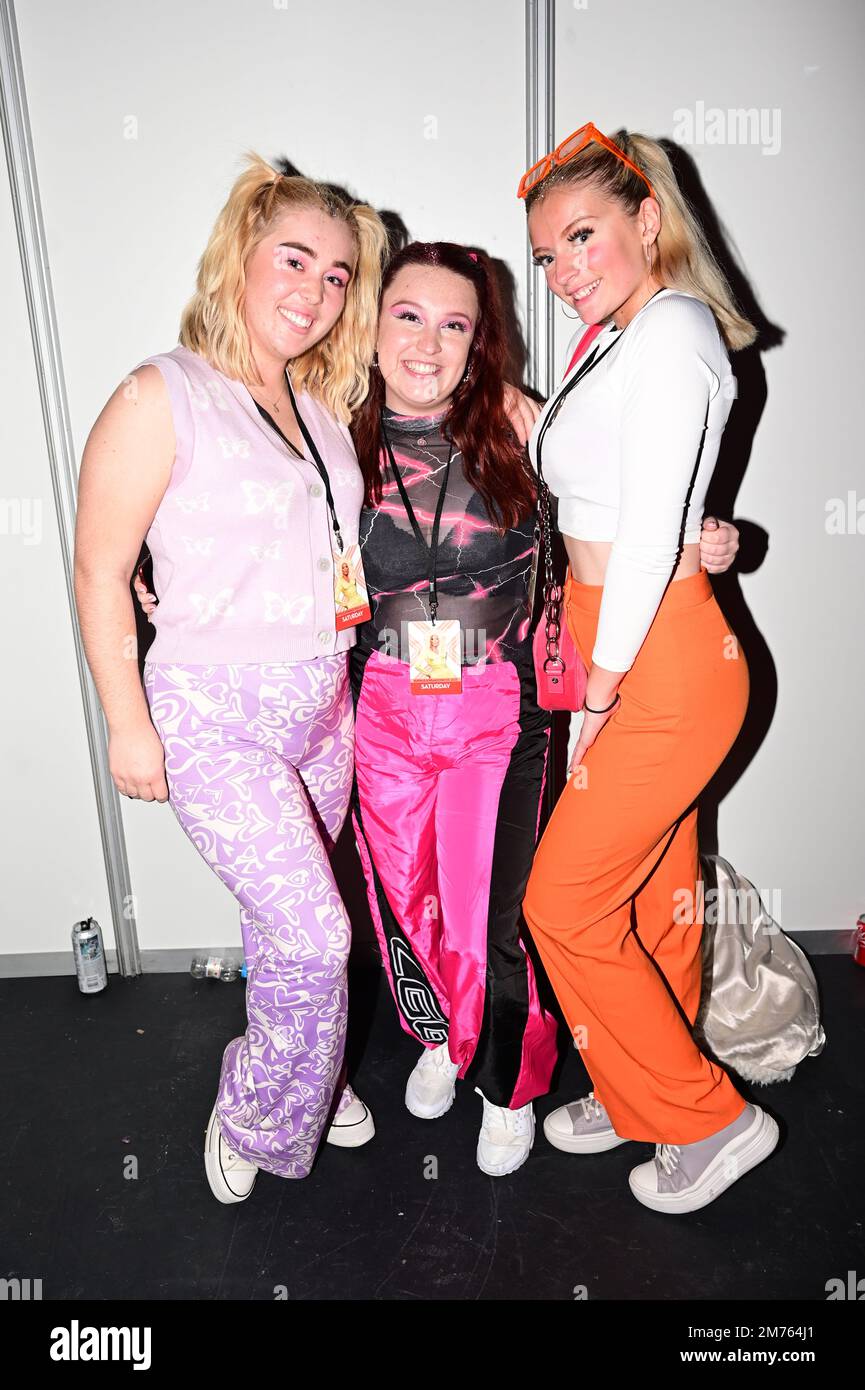 Drag queen corazon hi-res stock photography and images - Alamy