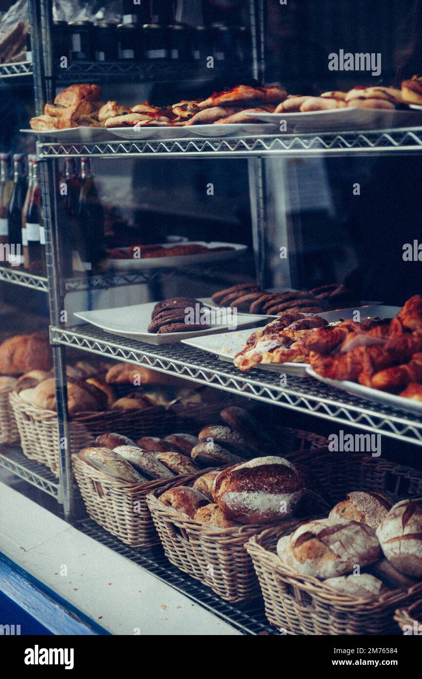 English bakery hi-res stock photography and images - Alamy