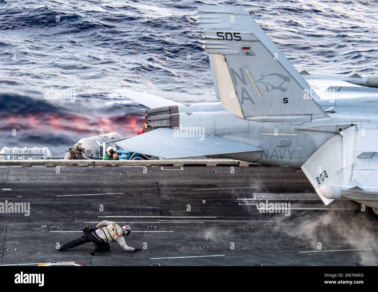 230106-N-MJ302-1166 PHILIPPINE SEA (Jan. 6, 2023) An E/A-18G Growler ...