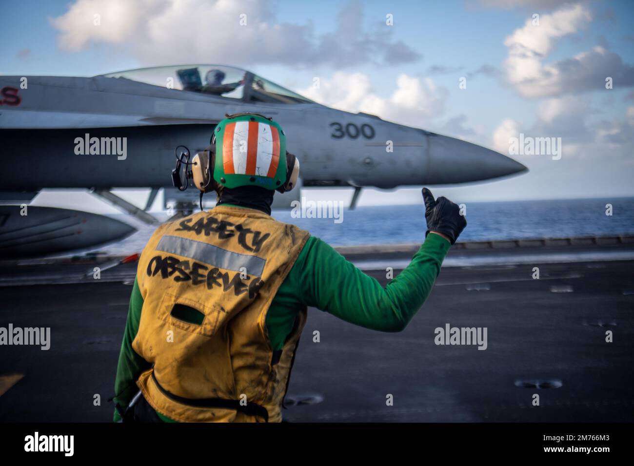 230106-N-DU622-1016 PHILIPPINE SEA (Jan. 6, 2023) An F/A-18E Super Hornet from the “Kestrels” of ...