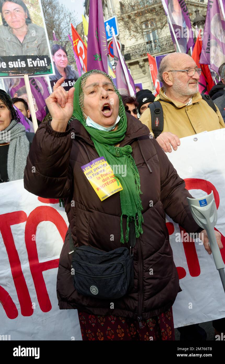Énorme manifestation de la diaspora Kurde à Paris, pour le 10 ème ...