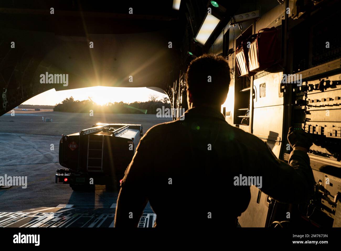 U turn ramp hi-res stock photography and images - Alamy