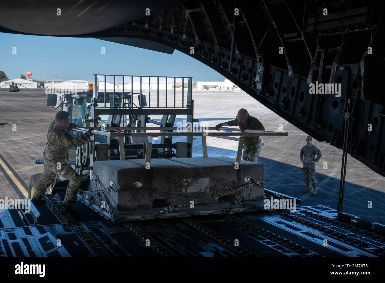 Air combat maneuvering hi-res stock photography and images - Alamy