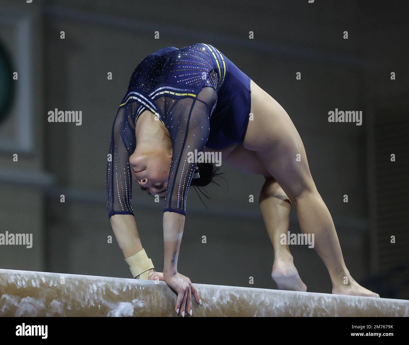 Las Vegas, NV, USA. 7th Jan, 2023. Cal's Mya Lauzon begins her balance ...