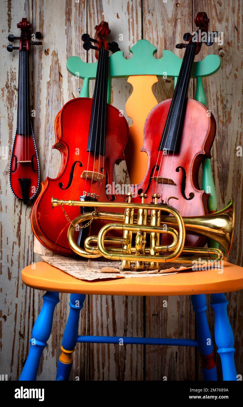 Wood musical instruments hi-res stock photography and images - Alamy