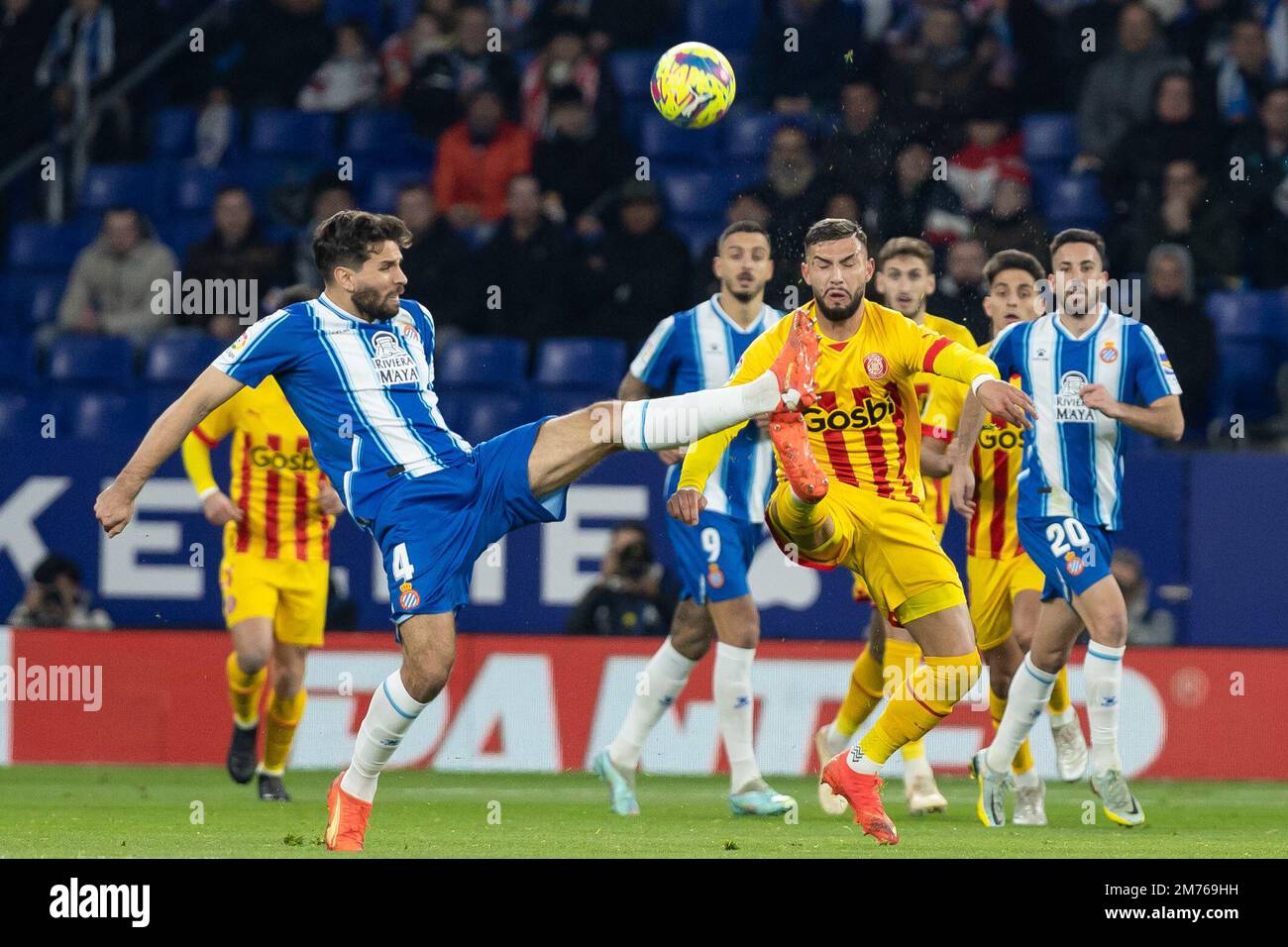Leandro Cabrera of RCD Espanyol in action with Taty Castellanos of ...