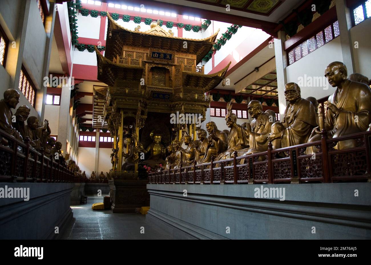 Linyin temple hi-res stock photography and images - Alamy