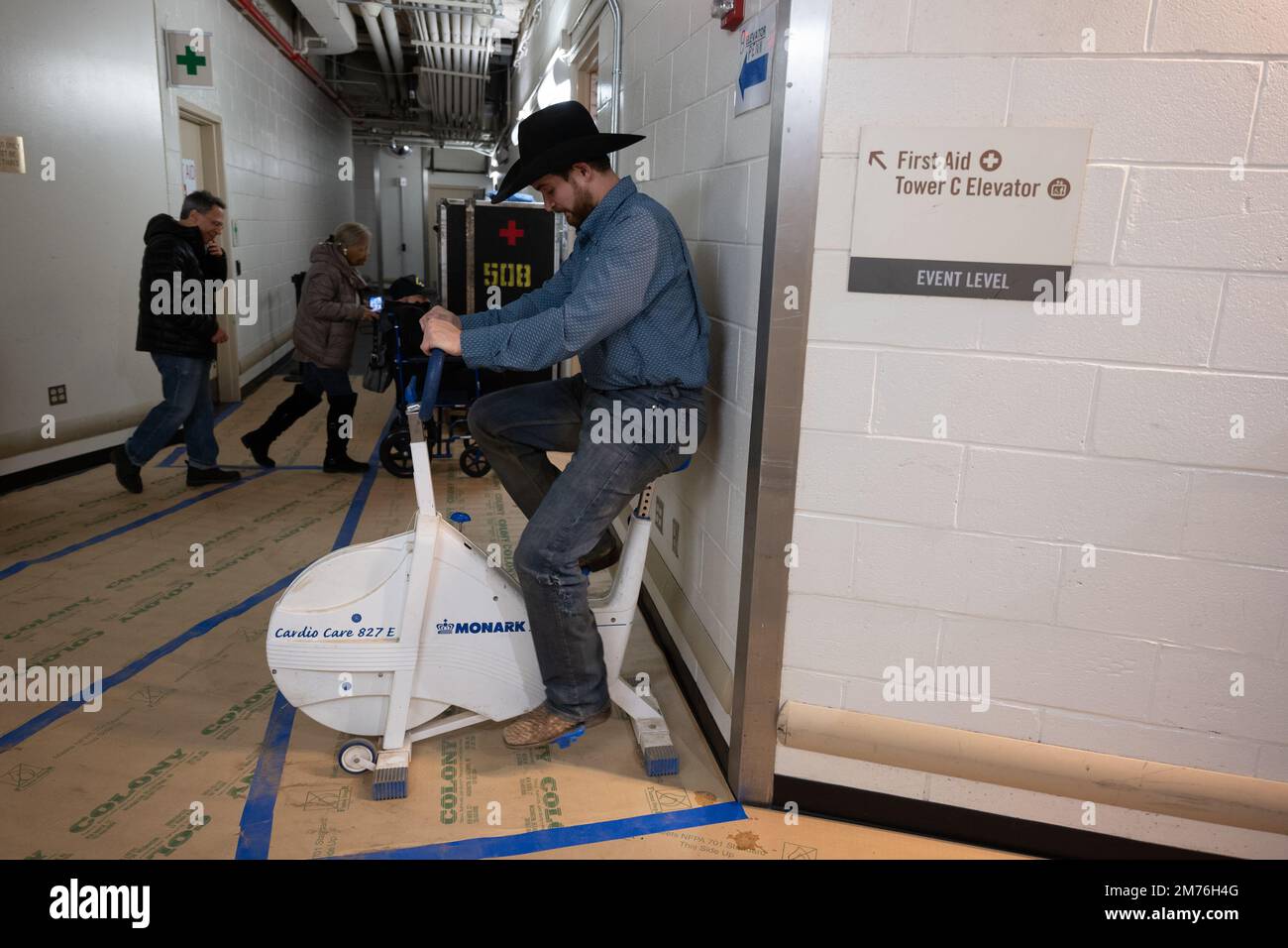 New York, New York, USA. 7th Jan, 2023. Bull Rider WYATT ROGERS of ...
