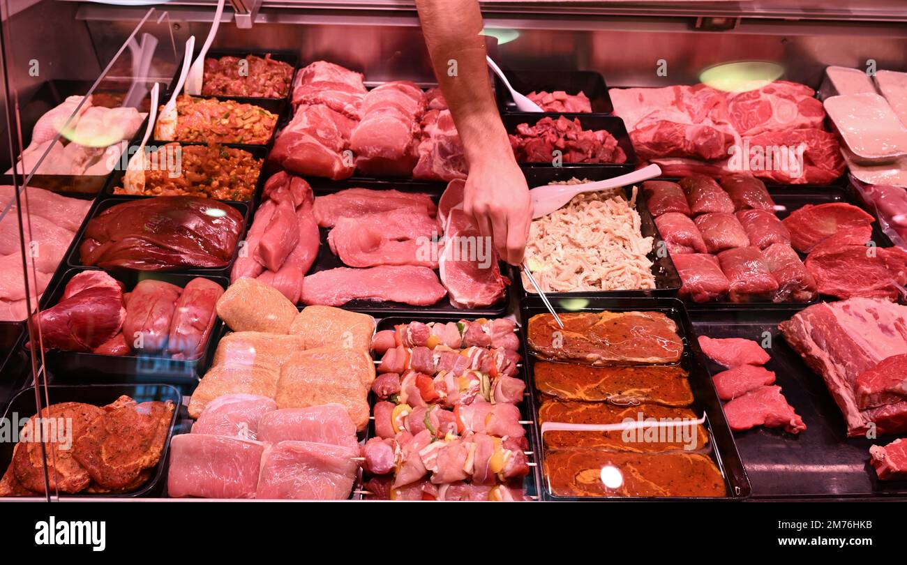 Brackenheim, Germany. 02nd Jan, 2023. A meat counter at the Reinwald ...