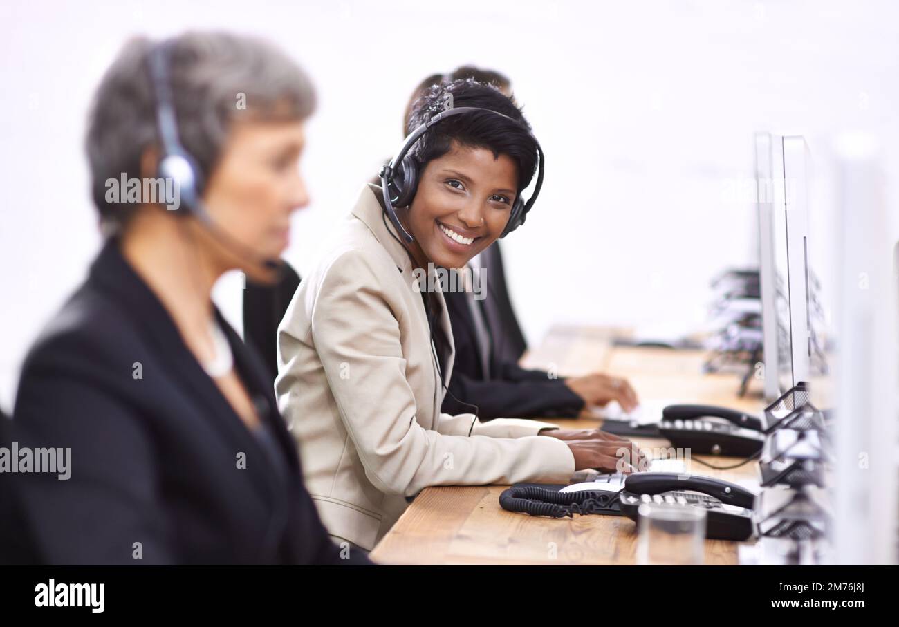 Call center people in headsets hi-res stock photography and images - Alamy