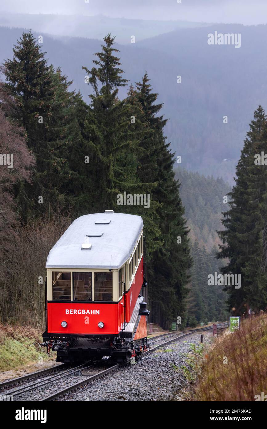 PRODUCTION - 04 January 2023, Thuringia, Oberweißbach: The freight ...