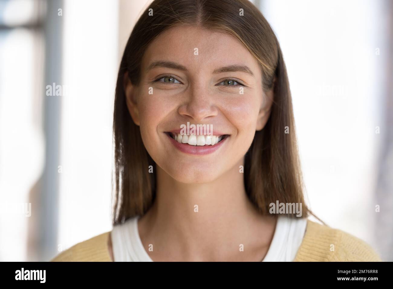 Candid shot happy successful hi-res stock photography and images - Alamy