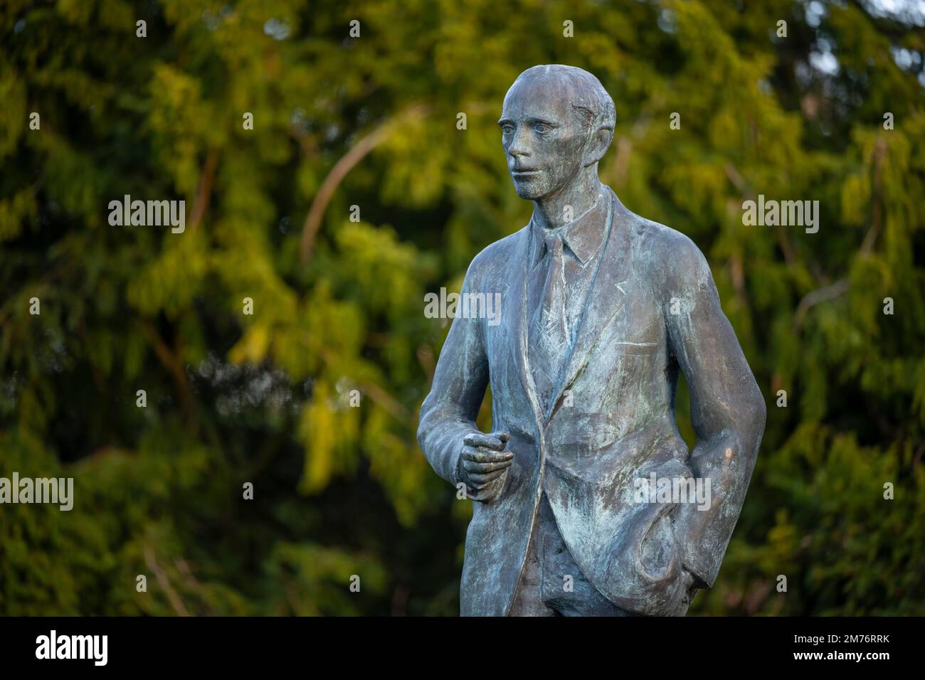 Pictures of the memorial to Sir Alex Douglas-Home (1903-1995) Sir Alec ...