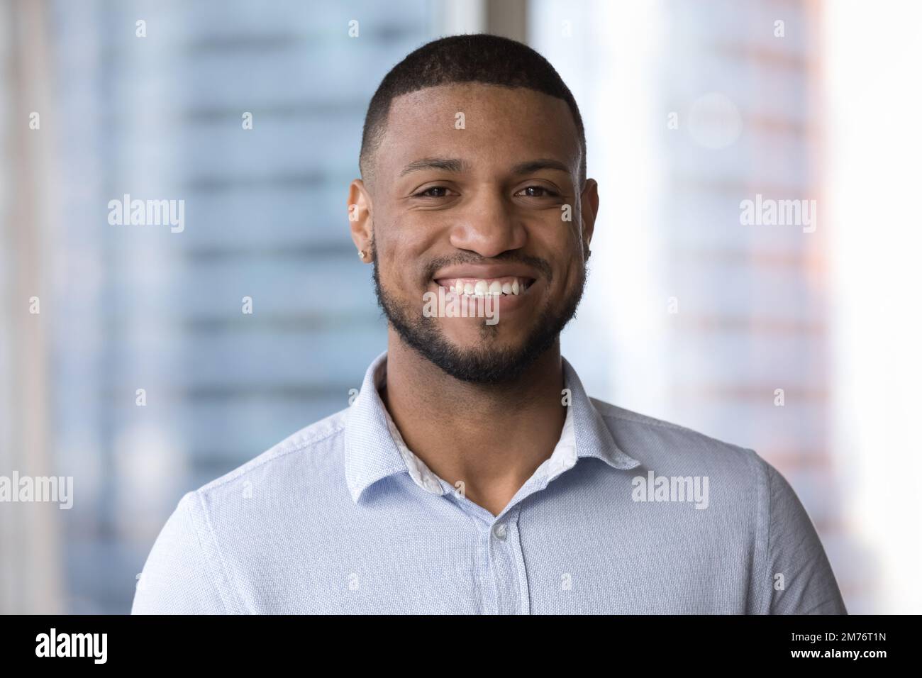 Posing indoor hi-res stock photography and images - Alamy