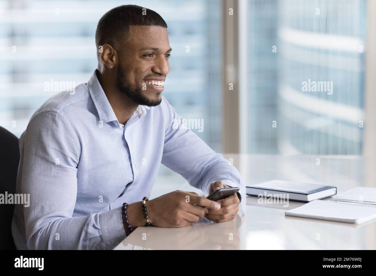 Employee company hi-res stock photography and images - Alamy