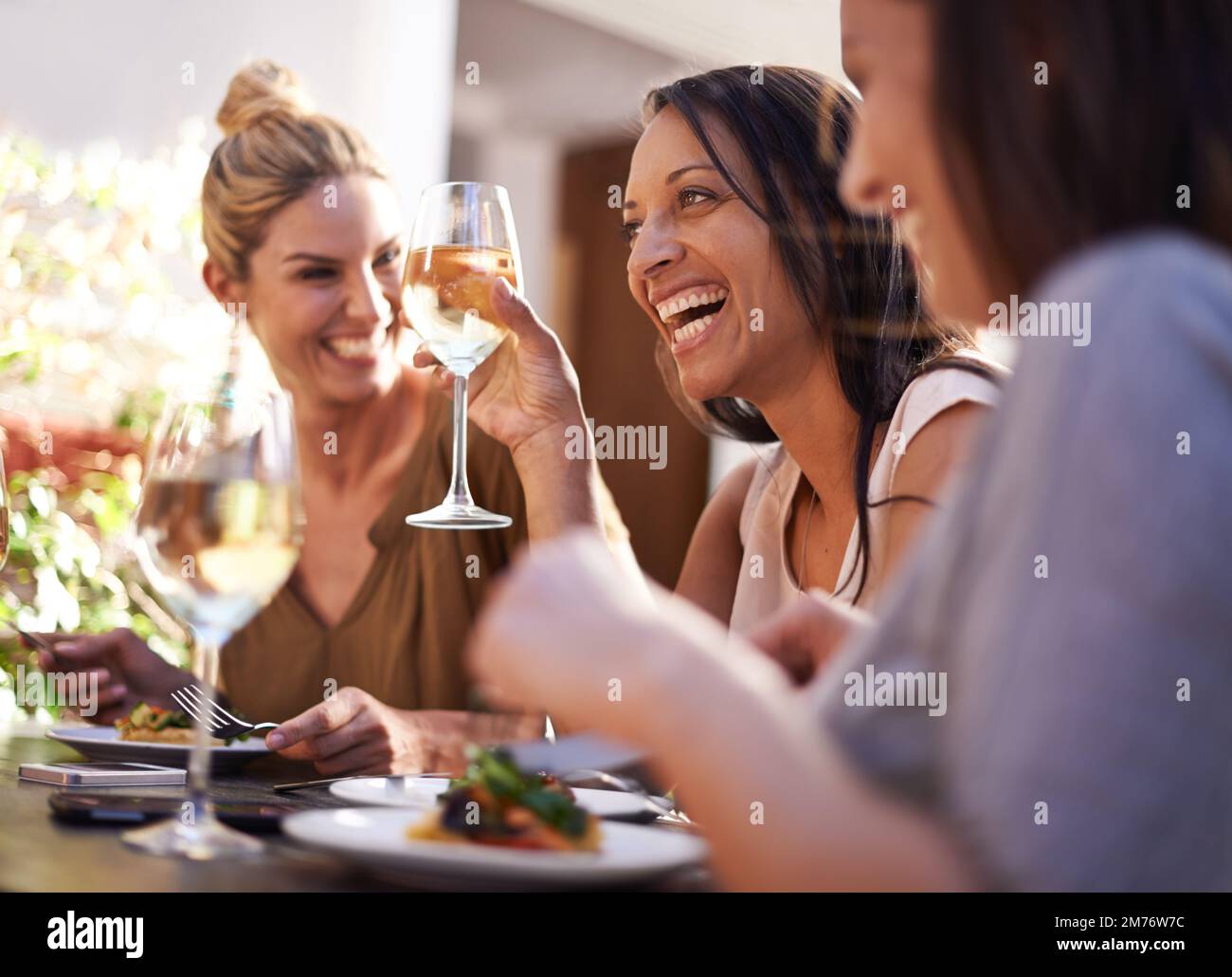 Woman conversation restaurant glass hi-res stock photography and images ...