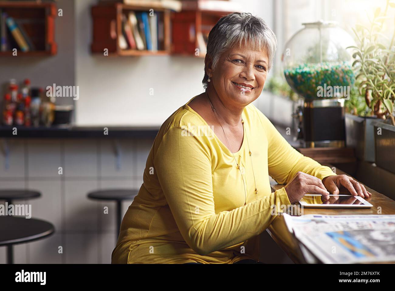 Mature star hi-res stock photography and images - Alamy