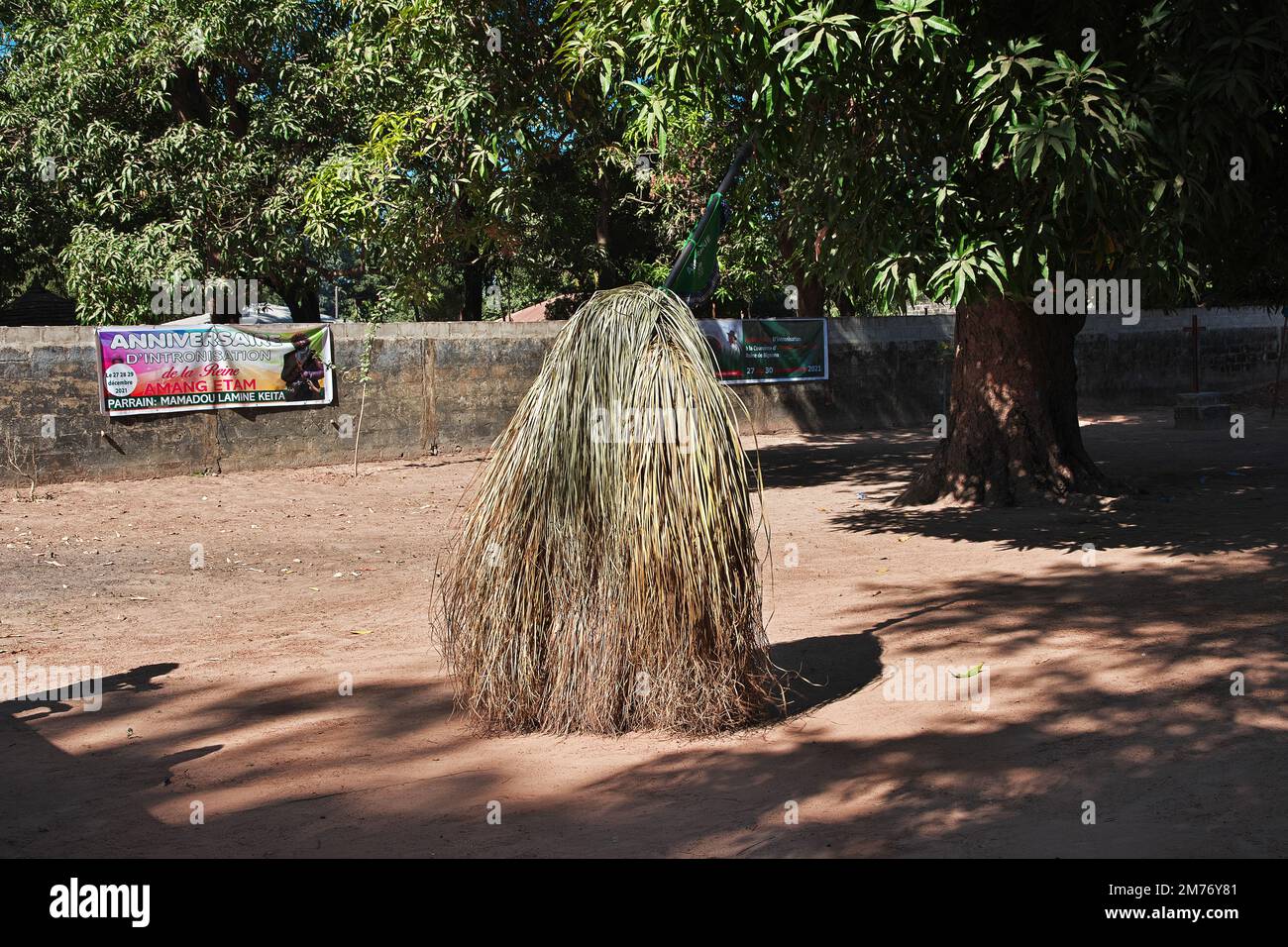 Kumpo dance with masks in Senegal, West Africa Stock Photo - Alamy