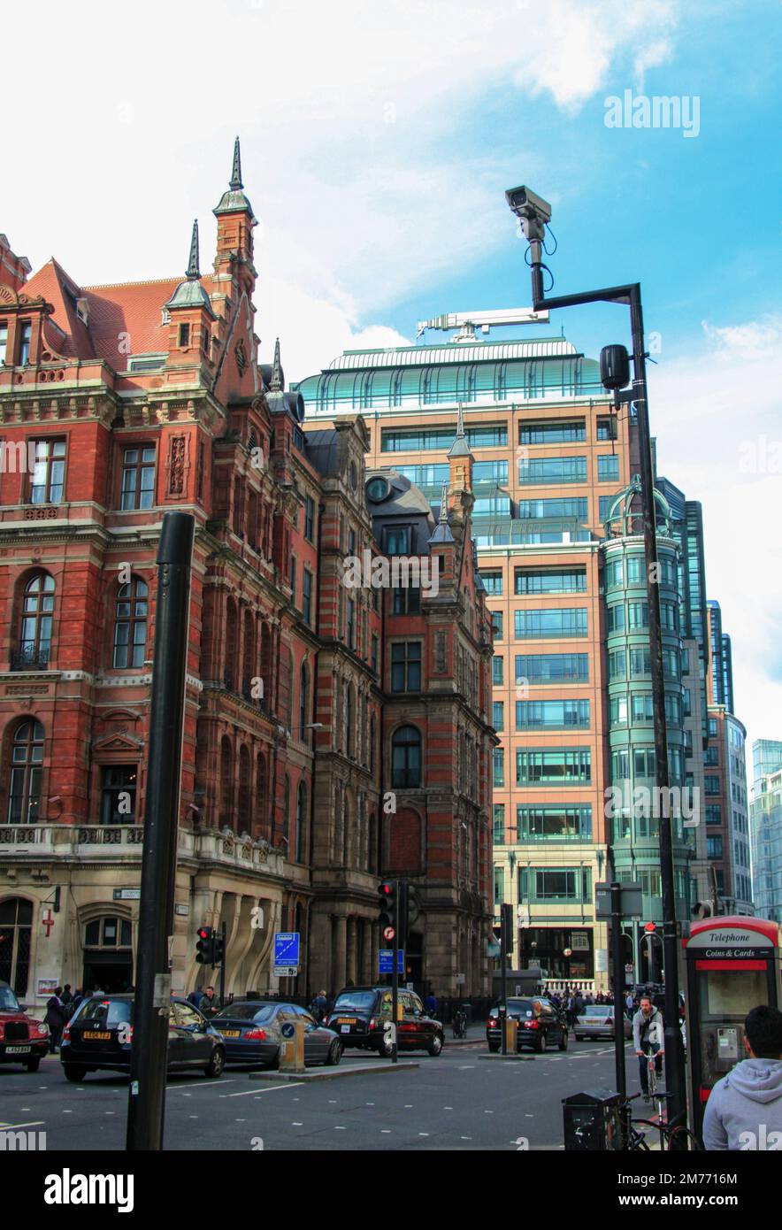 A vertical shot of a street in London, United Kingdom Stock Photo - Alamy