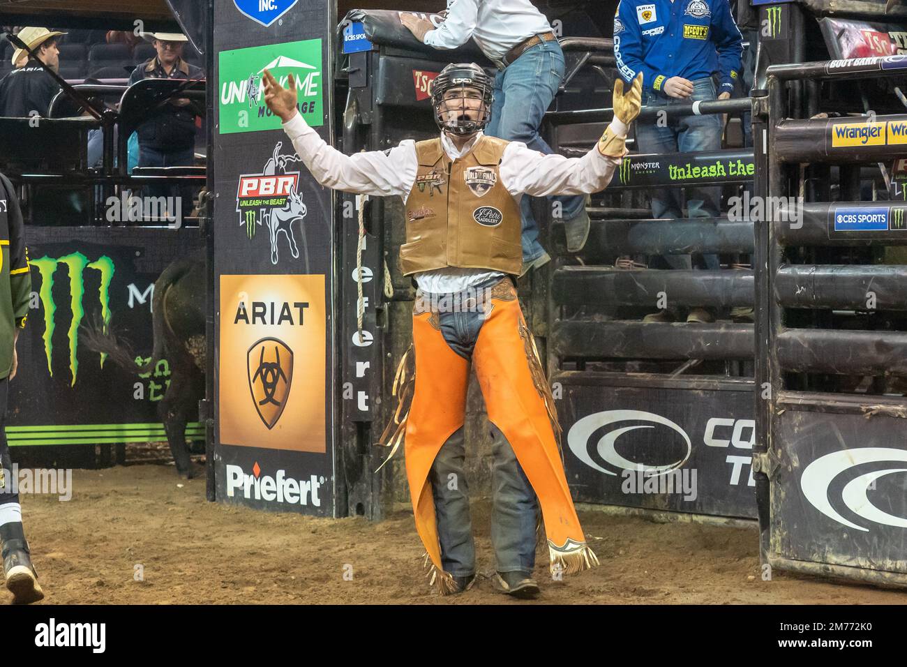 NEW YORK, NEW YORK - JANUARY 07: Jesse Petri rides Viper during second ...