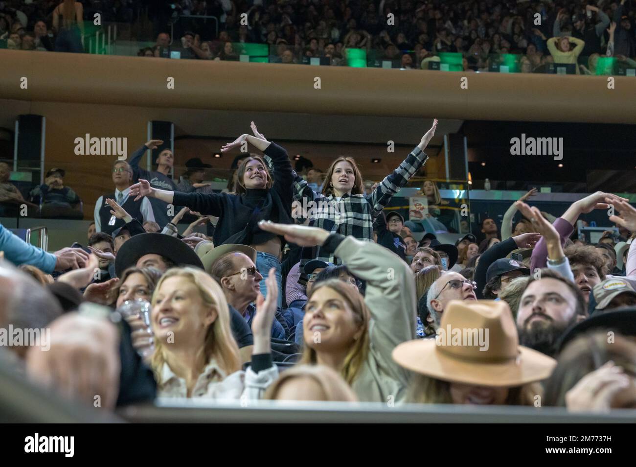 NEW YORK, NEW YORK - JANUARY 07: Audience members dance during second ...