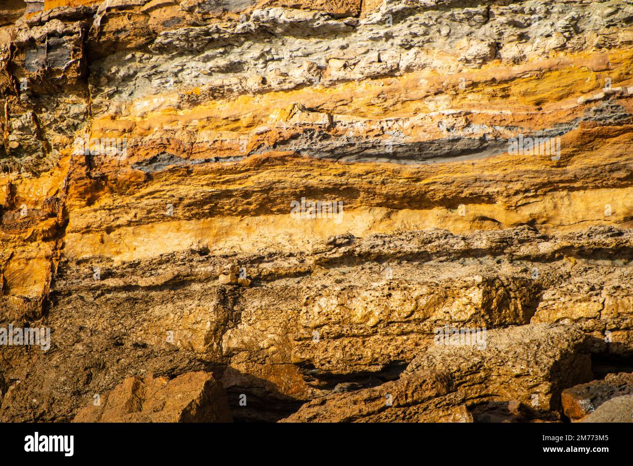 Rocks geological layers Stock Photo - Alamy
