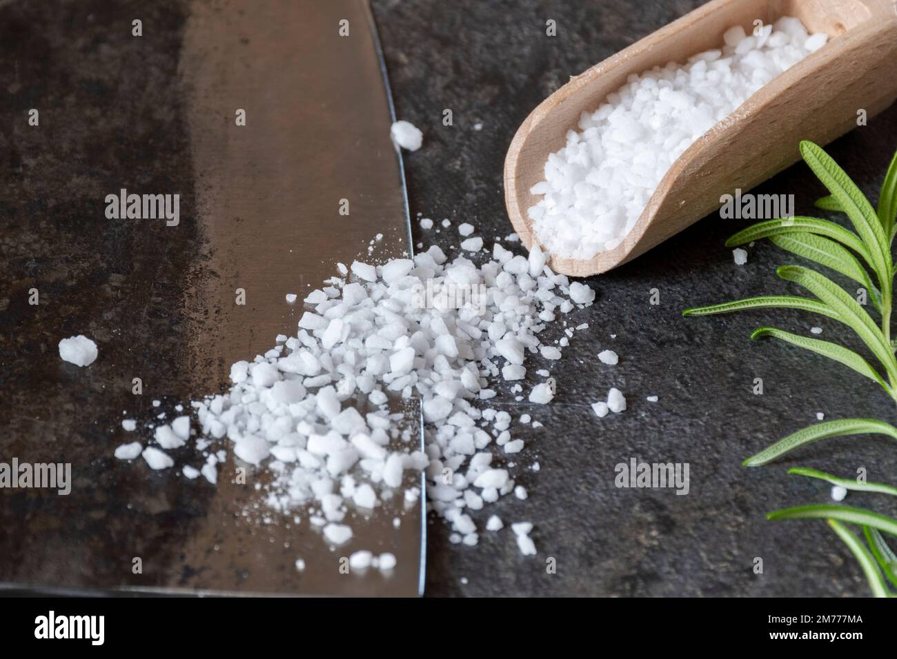 Salt and knife hi-res stock photography and images - Alamy