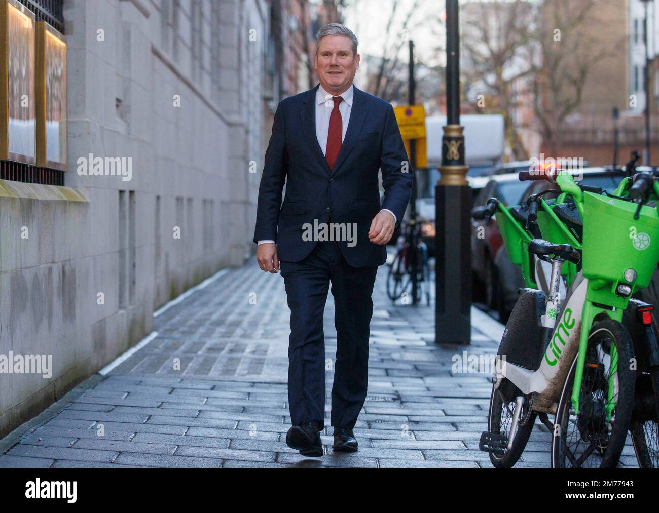 London, UK. 8th Jan, 2023. Labour Leader, Sir Keir Starmer, arrives to ...