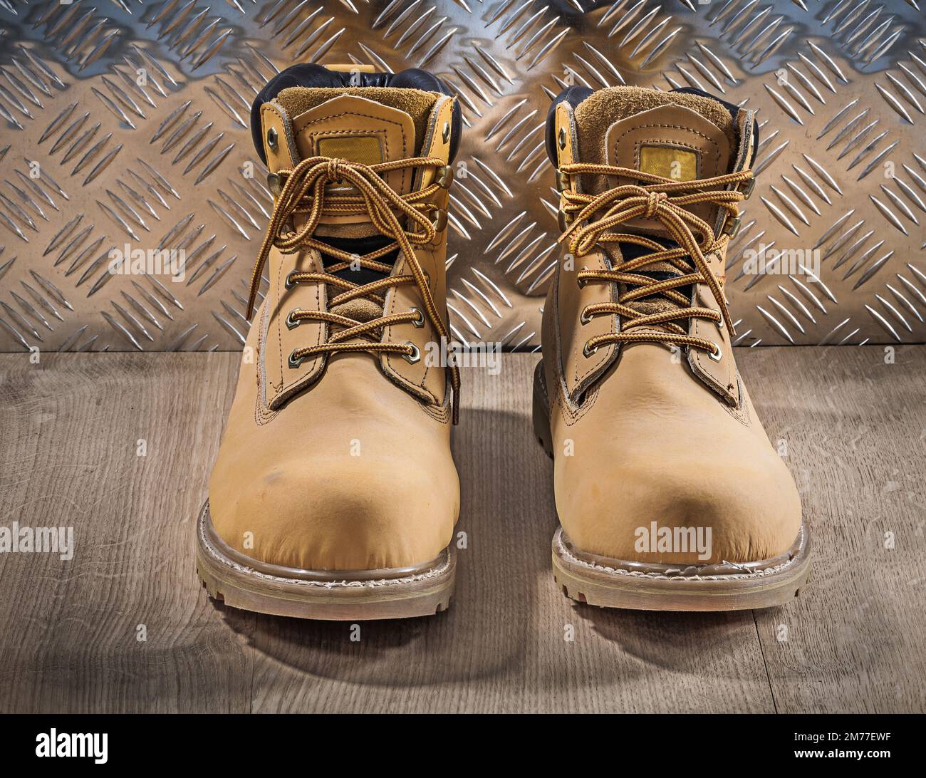 Safety waterproof lace shoes wooden board corrugated metal plate ...