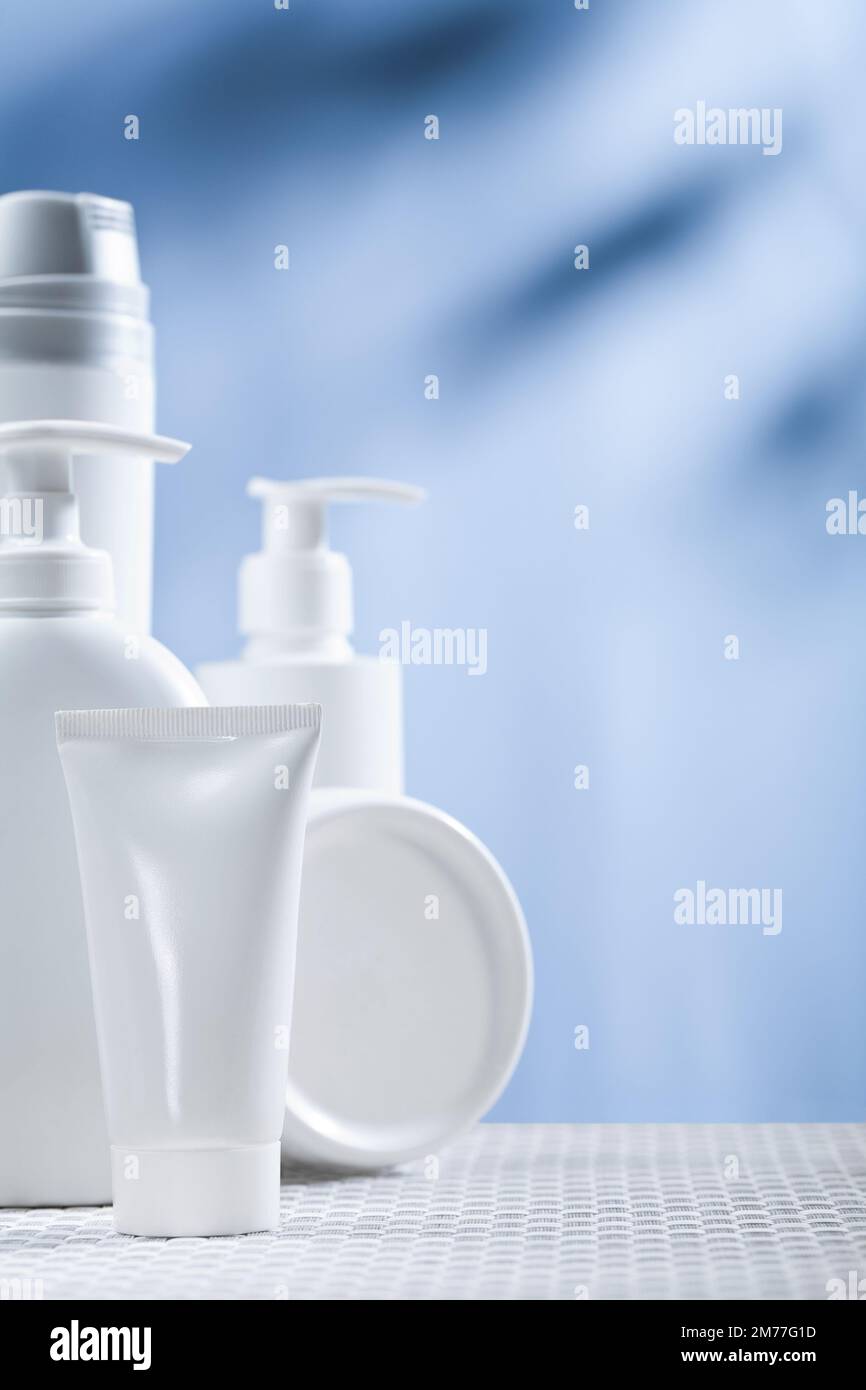 Blue bath items hi-res stock photography and images - Alamy