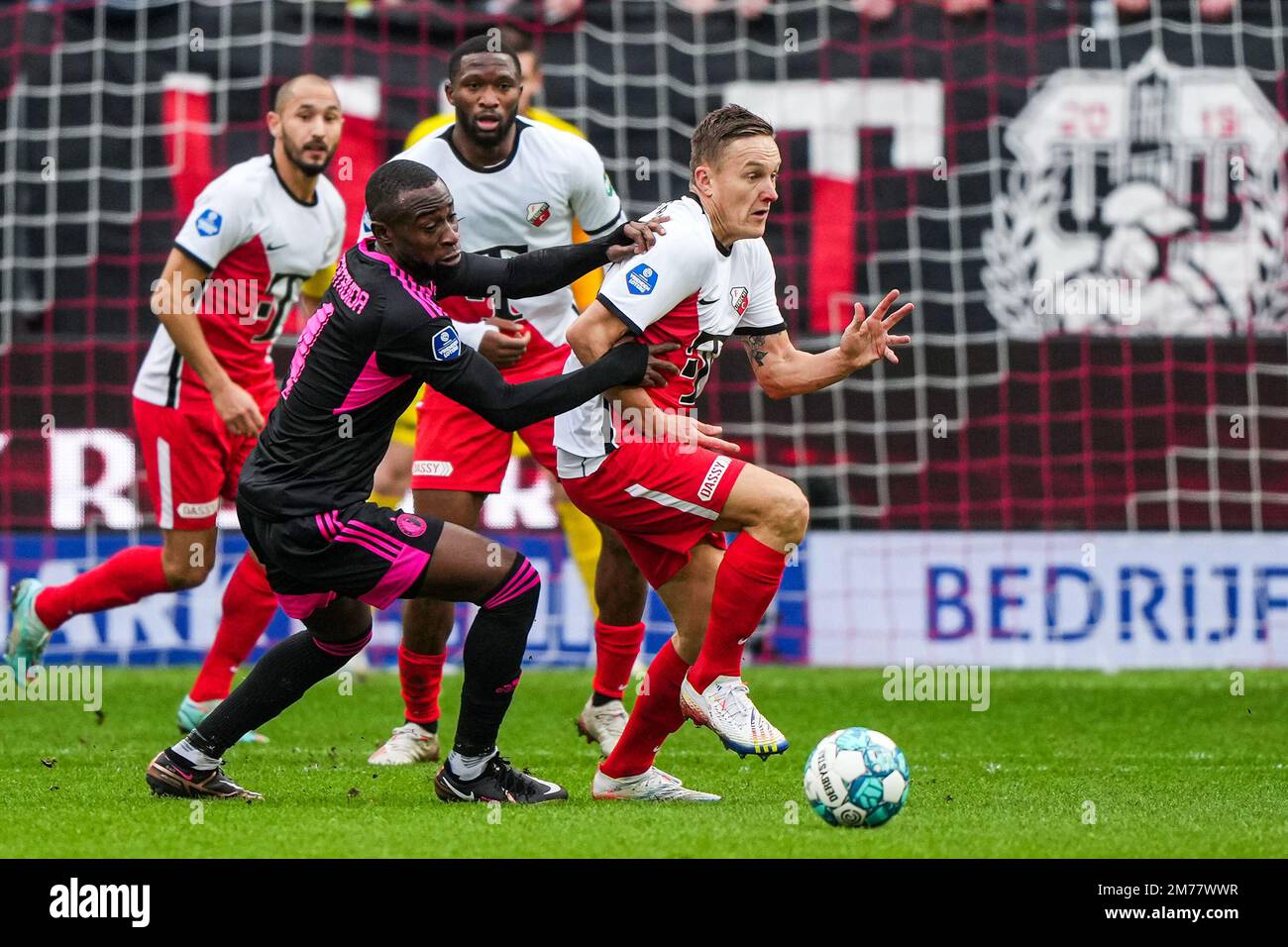 Utrecht - Lutsharel Geertruida of Feyenoord, Jens Toornstra of FC Utrecht during the match ...