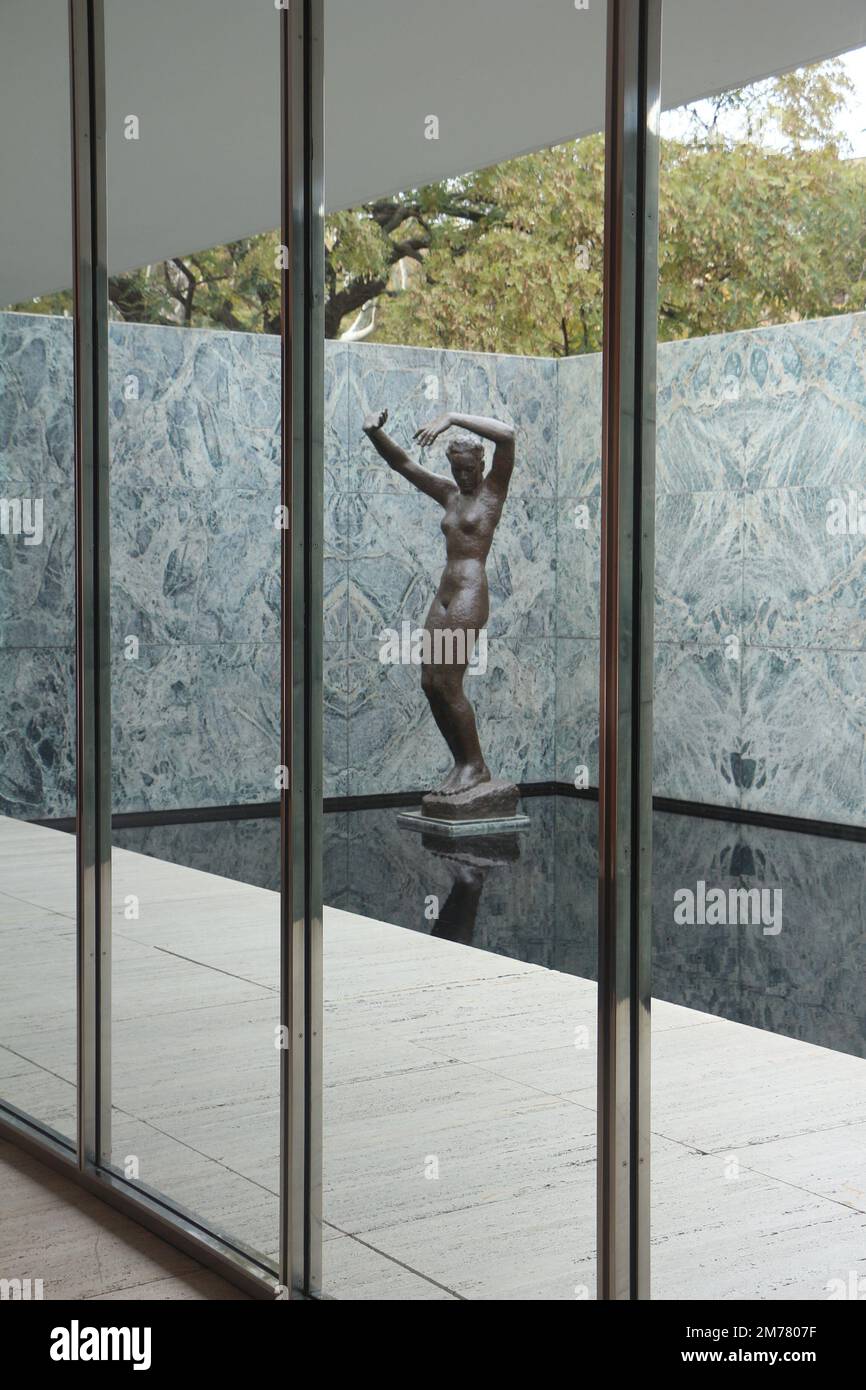 A vertical shot of an ancient statue in the building Stock Photo - Alamy