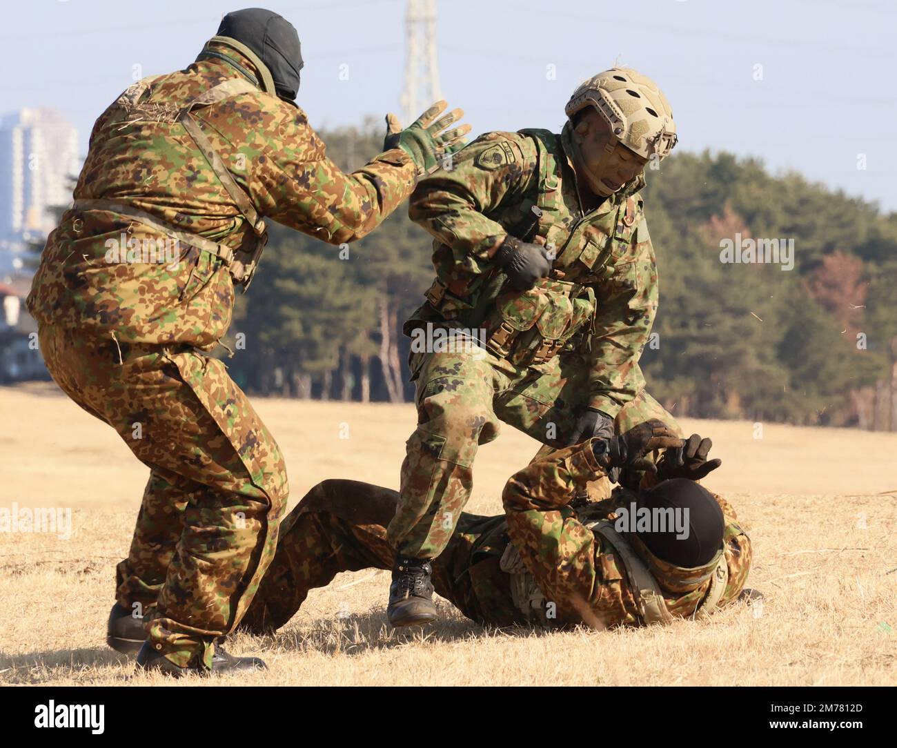 Narashino, Japan. 8th Jan, 2023. Japanese Ground Self Defense Forces ...