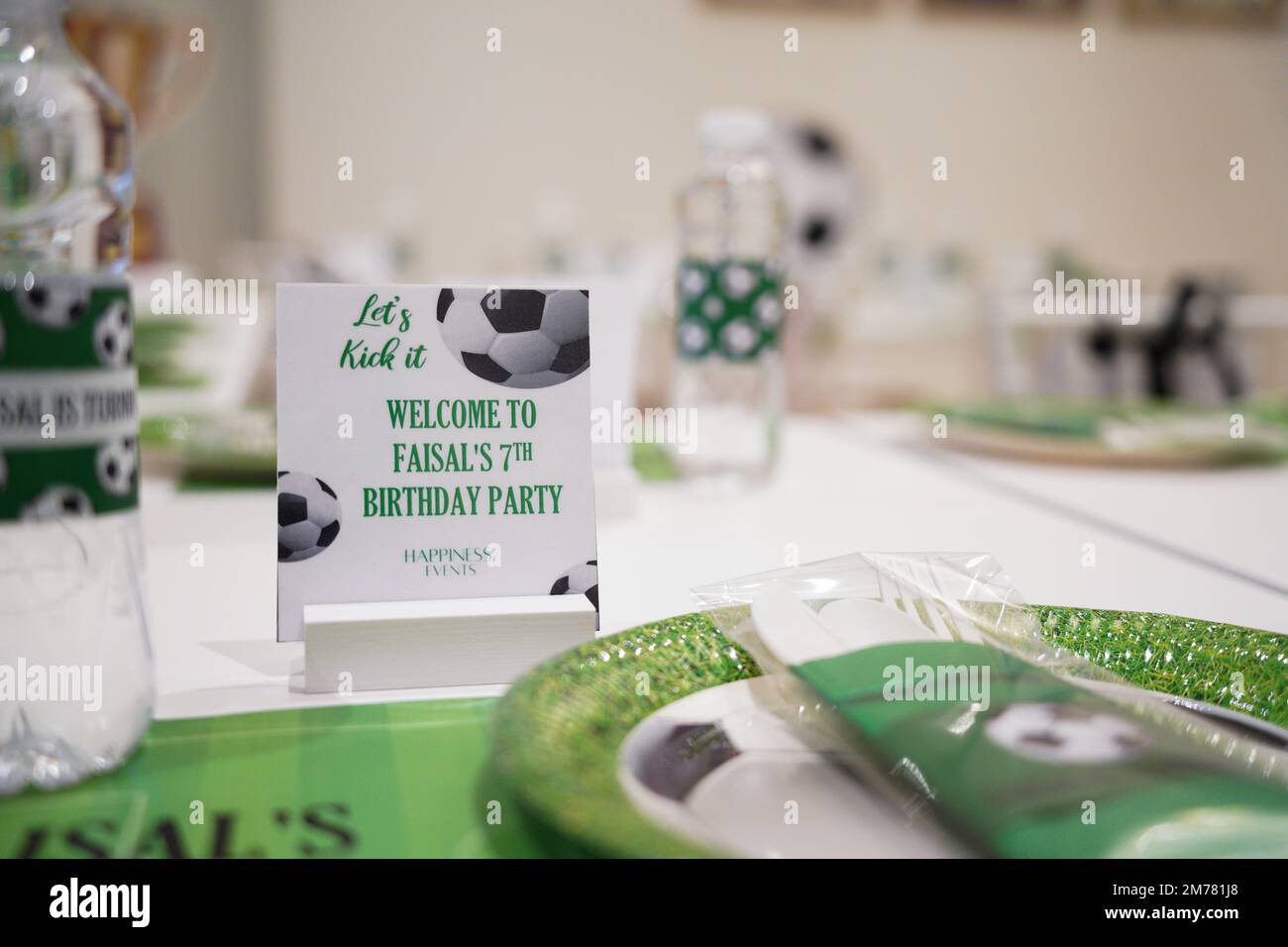 Soccer player boy 7 years hi-res stock photography and images - Alamy