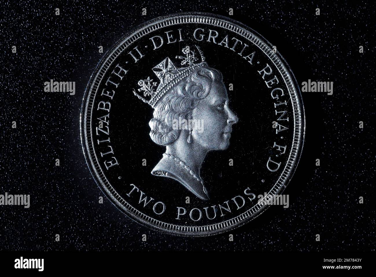 1986 Silver Proof Commonwealth Games £2 commemorative coin Stock Photo ...