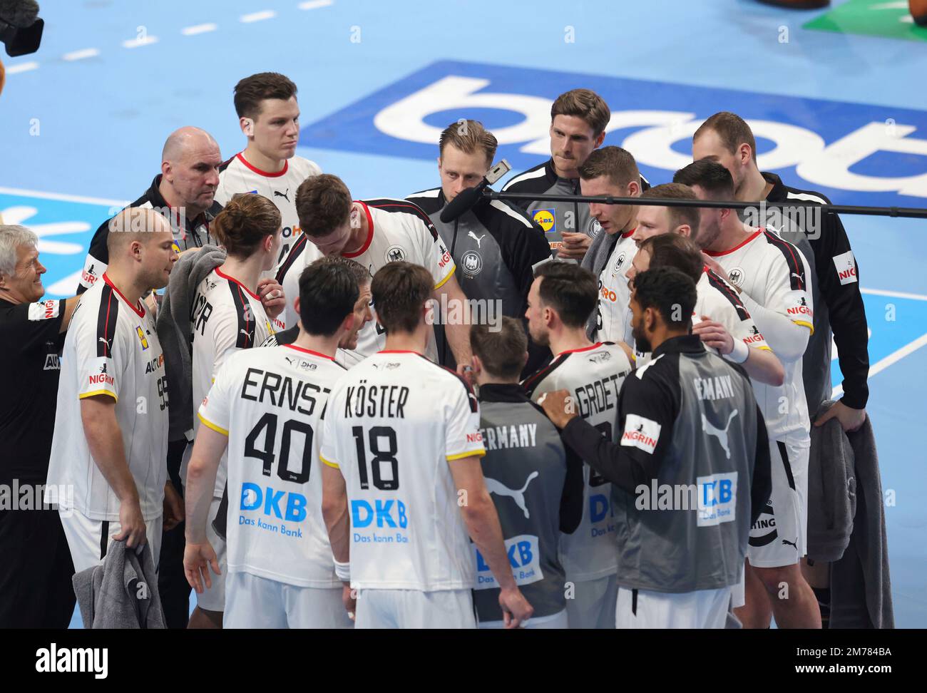 Bremen, Deutschland. 07th Jan, 2023. firo: 07.01.2023, handball ...