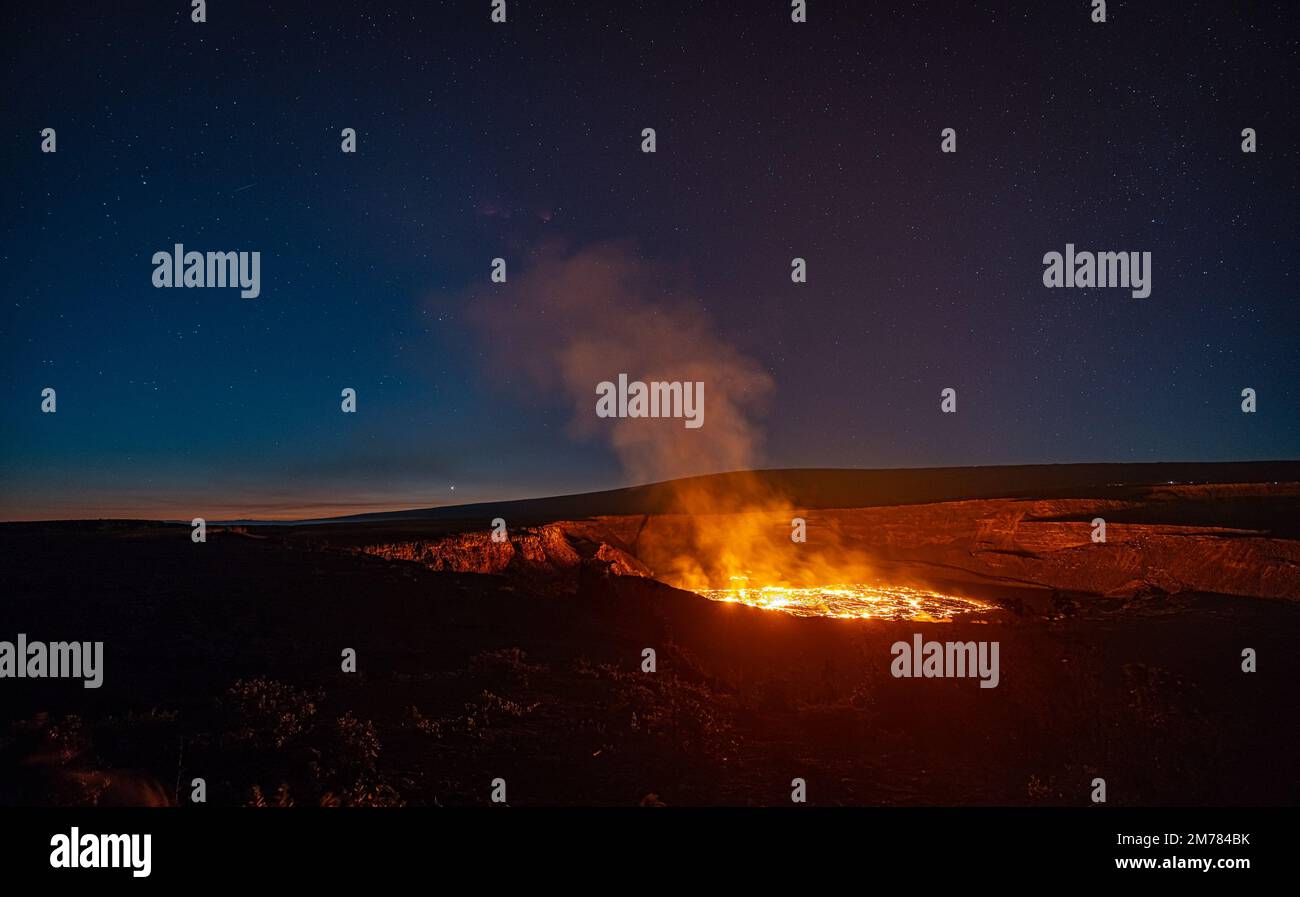 Volcano, HI, USA. 7th Jan, 2023. The volcanic eruption at Halema'uma'u ...