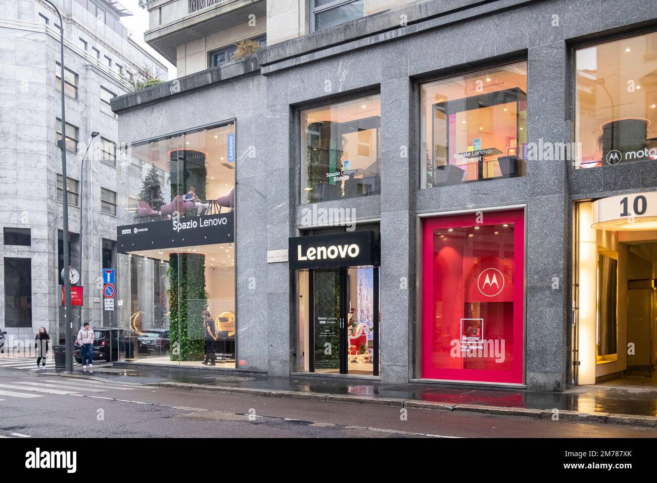 Lenovo hi-res stock photography and images - Alamy