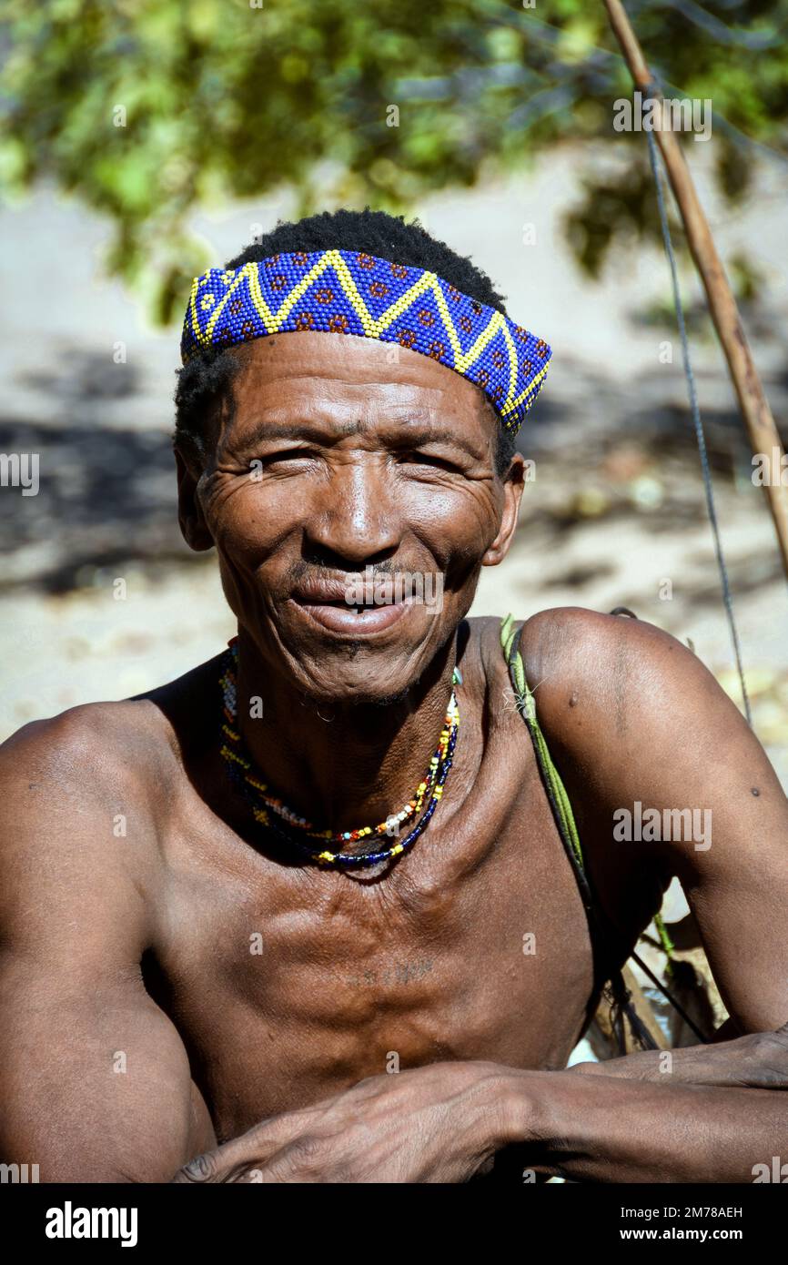 Faces of the World: Bushman of the Kalihari Stock Photo - Alamy