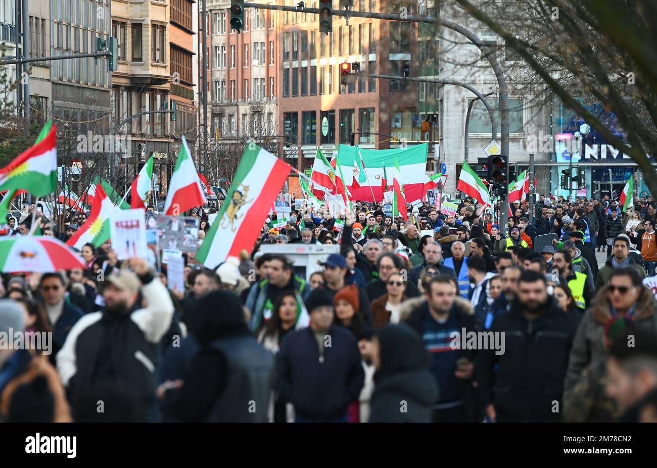 Hamburg, Germany. 08th Jan, 2023. Numerous demonstrators protest with ...