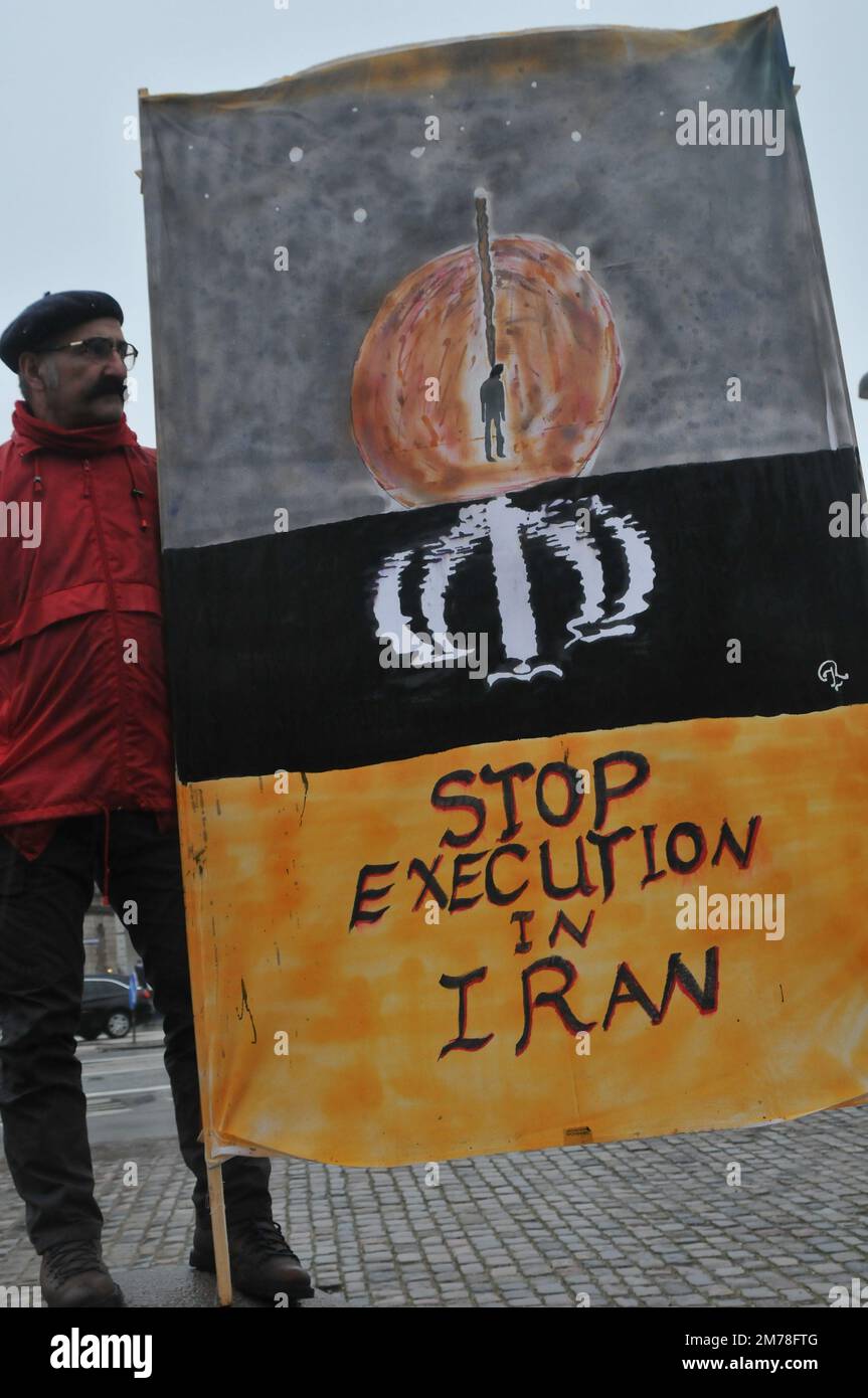 Stop iran execution hi-res stock photography and images - Alamy