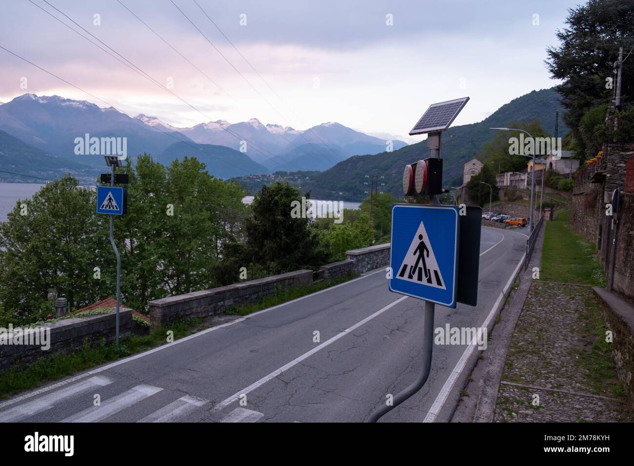 Pedestrian crossing traffic sign equipped with solar-powered warning ...