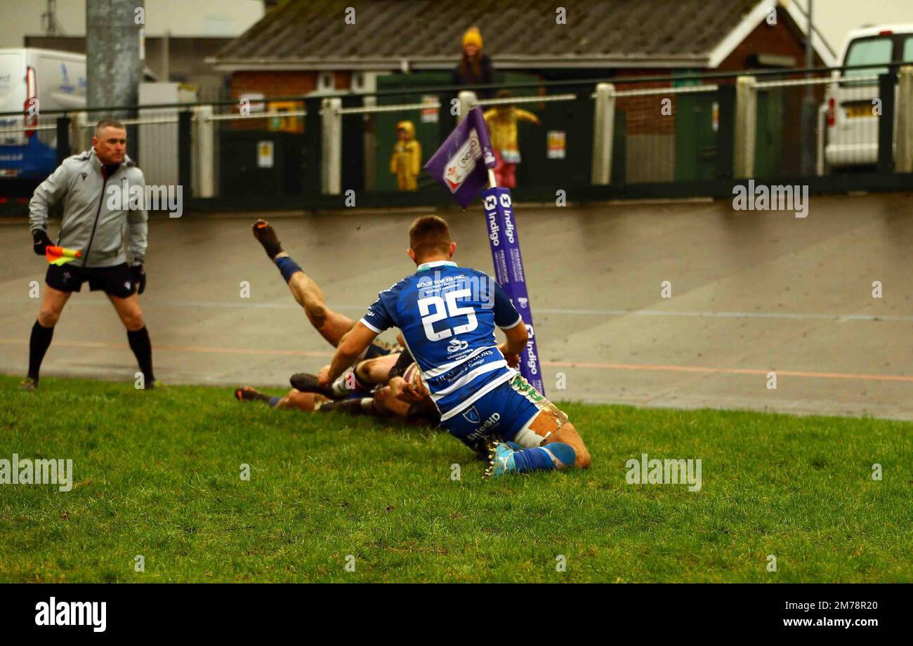 Bridgend ravens rfc hi-res stock photography and images - Alamy